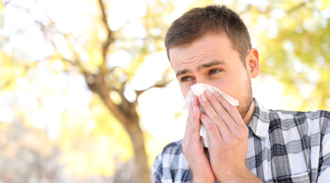 Allergia al polline: sintomi, trattamenti e consigli utili